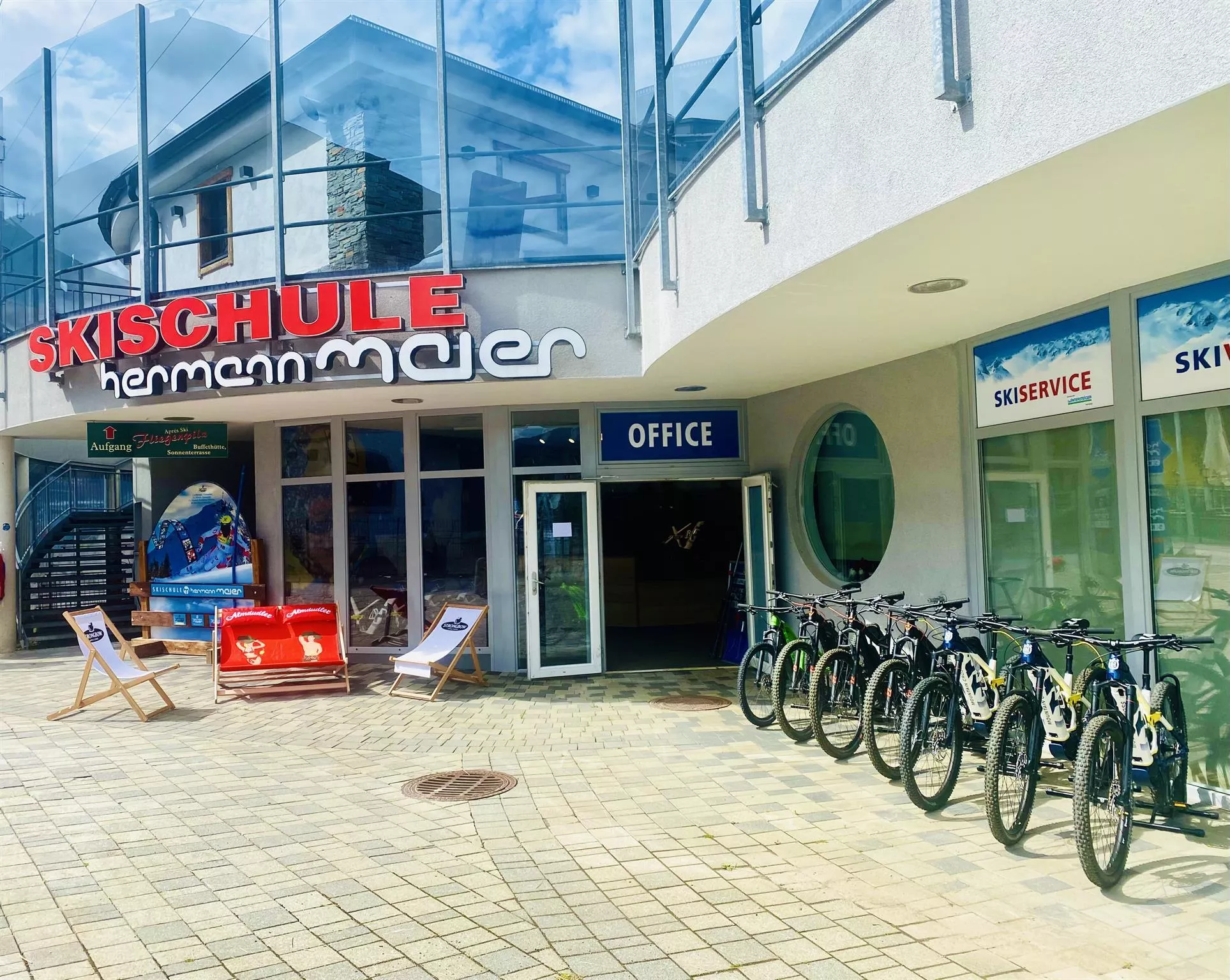 Hermann Maier, e-bike rental in Flachau
